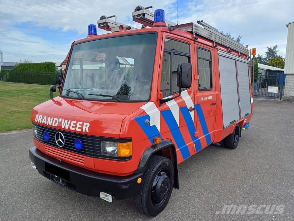 Mercedes-Benz 811 D Rosenbauer - Brandweer, Firetruck, Feuerwehr, 1990 ...