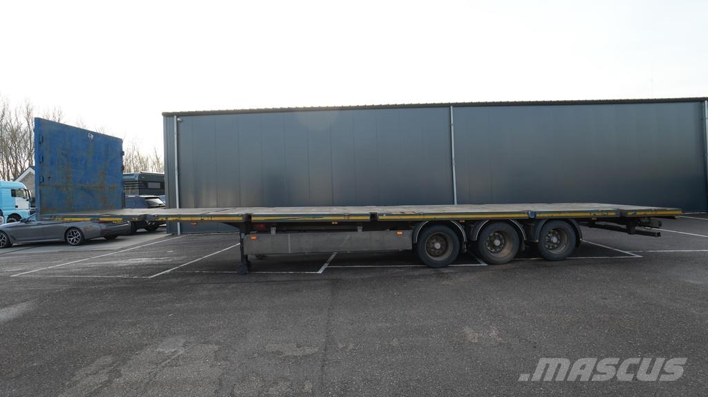 Pacton Fatbed trailer with twistlocks, 2011, Schiedam, Nederländerna ...