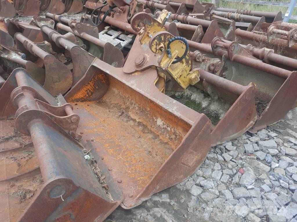 Cat łyżka skarpowa hydrauliczna do kołowej/gąsienicowe, 2013, Pologne ...