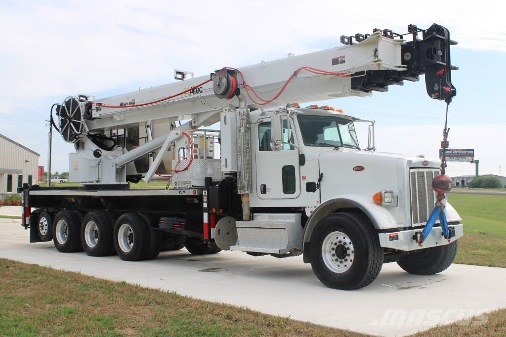 Peterbilt 365 Tri Drive / Altec AC40-152S, 2020, Bryan, Texas ...