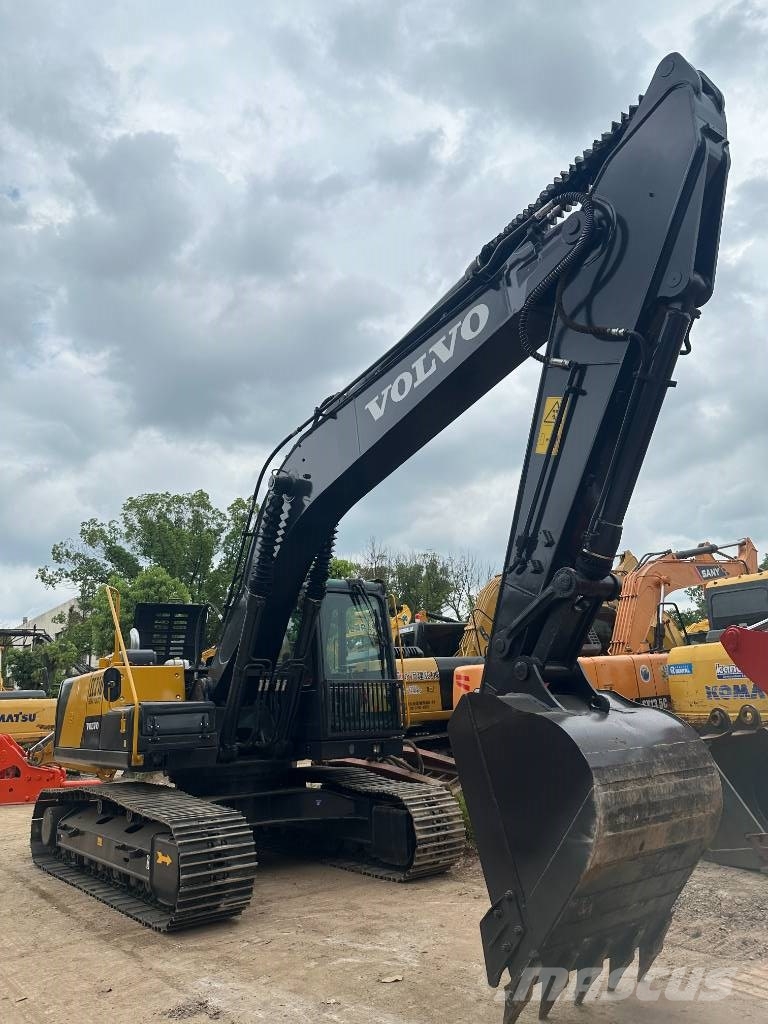 Volvo EC 210, 2021, Chine - Mascus France