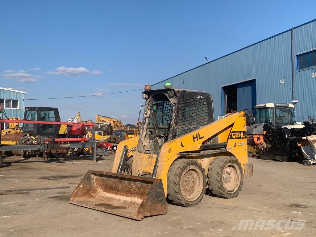 Gehl R 220, 2022, Bors, Bihor, 루마니아 - 익숙한 스키드로더 - Mascus Korea