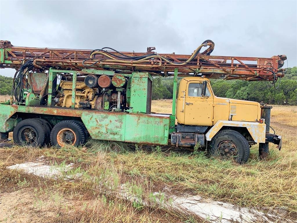 Chicago Pneumatic T-672W Drill Rig, Mifflinburg, Pennsylvania, United ...