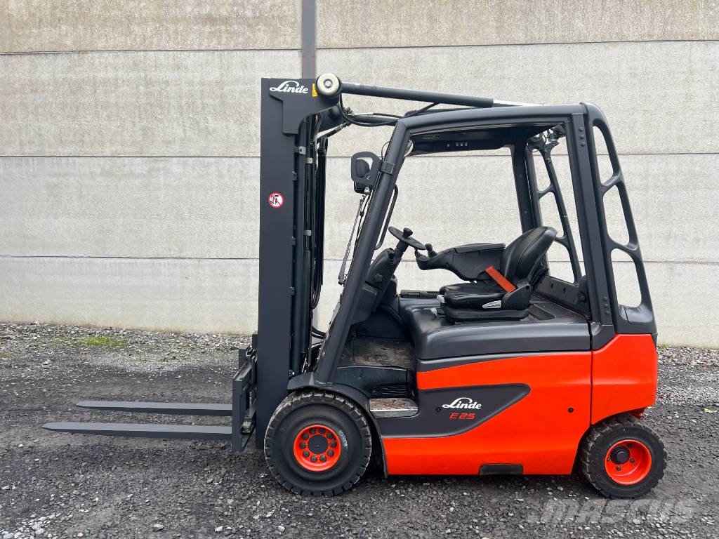 Linde E25-01, 2011, Oostrozebeke, West-Vlaanderen, Belgium - Used electric forklift trucks - Mascus