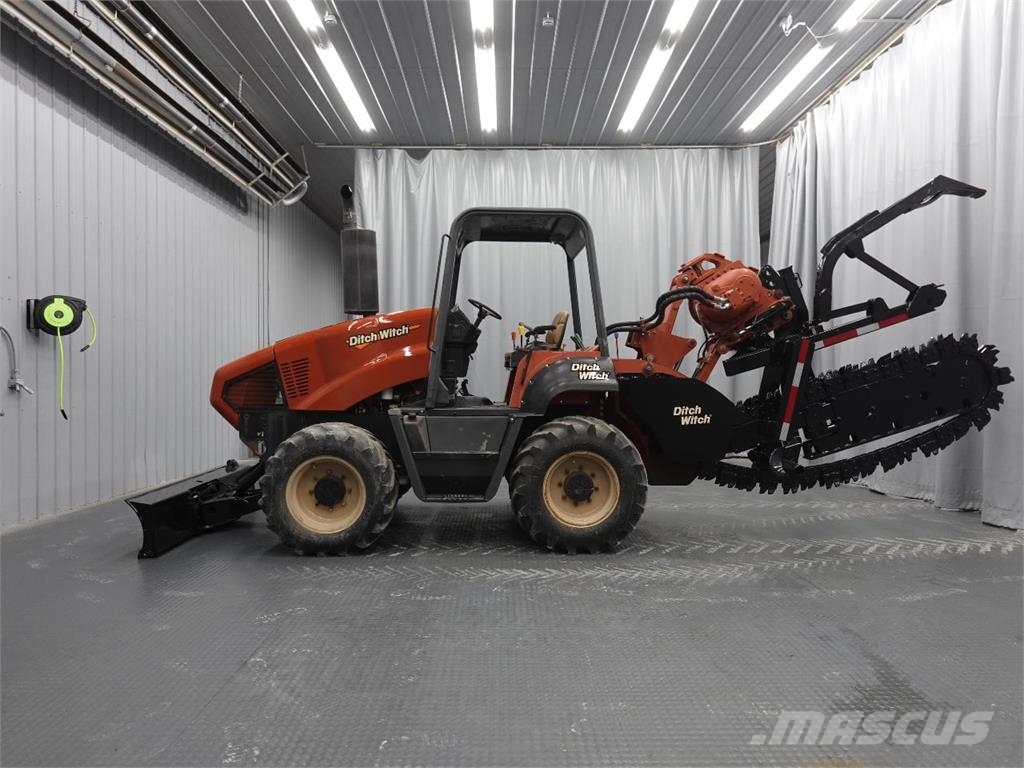 Ditch Witch RT115, 2005, Clinton, Illinois, United States - Used ...