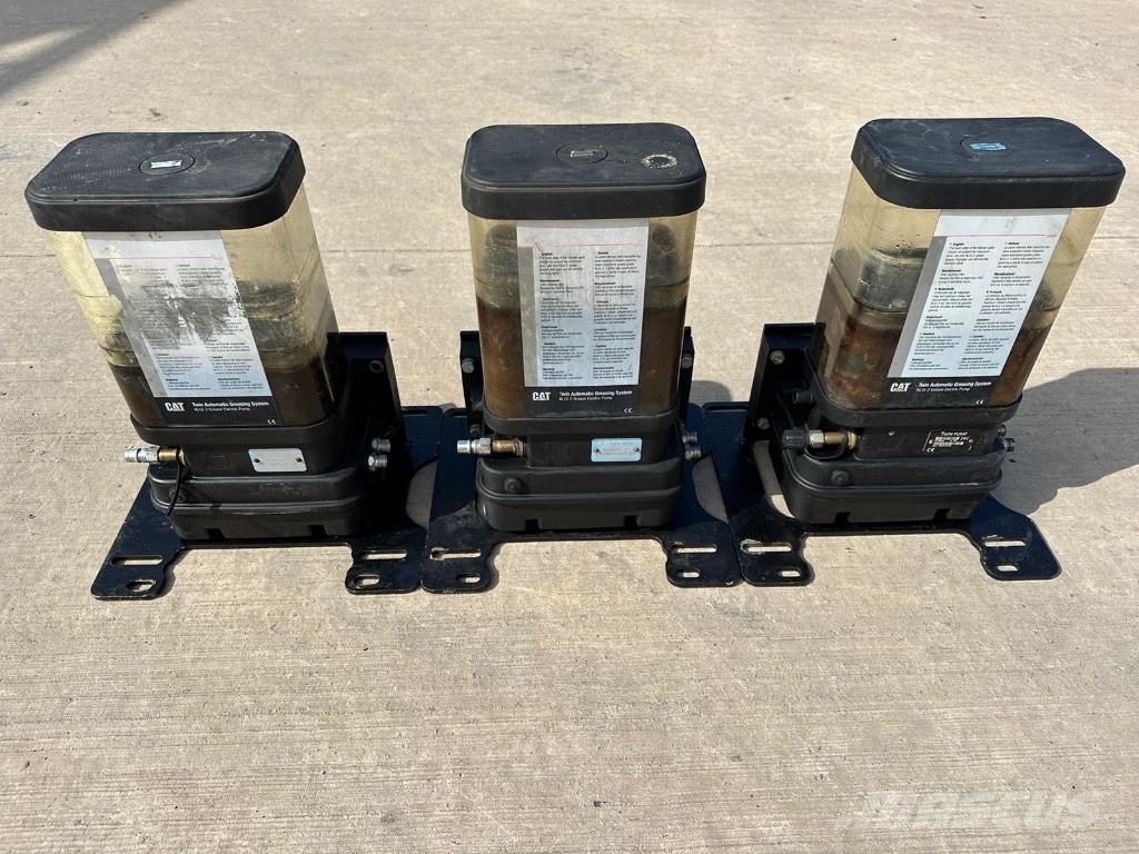 Cat Groeneveld Automatic Twin Grease Pump 24v, Formby, Lancashire ...