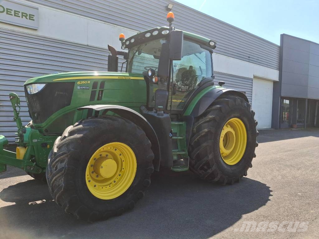 John Deere 6250R, 2020, les touches, Pays-de-la-Loire, Frankrig ...
