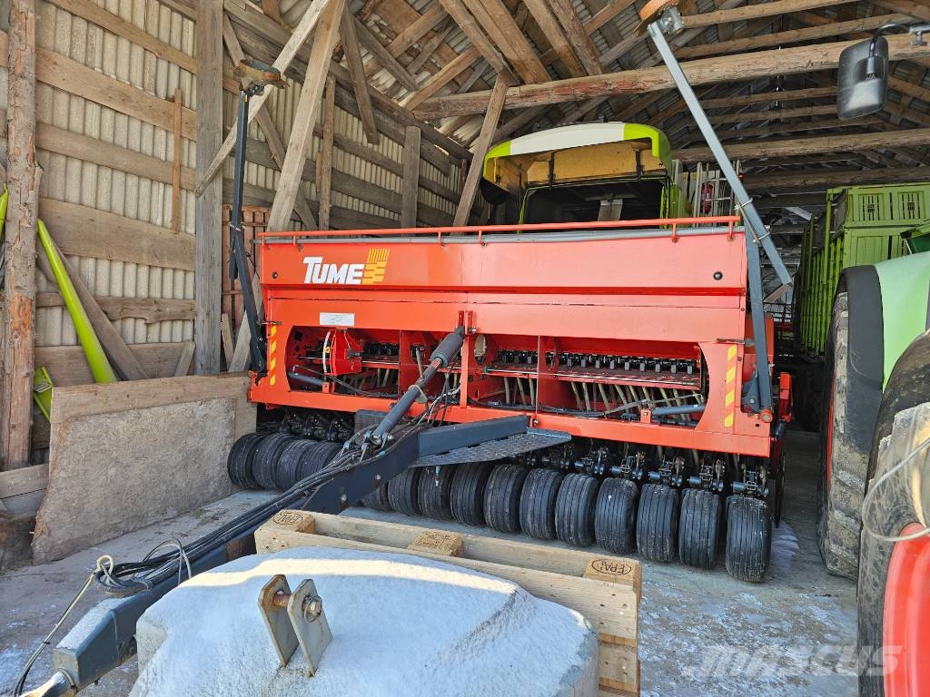 Tume Nova Combi 4000, 2011, Estland - Brugte såmaskine - Mascus Denmark