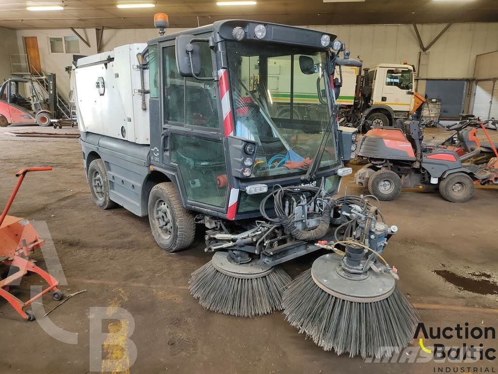 Aebi SCHMIDT Aebi Schmitd eSwingo 200+, 2022, Vilnius, Lithuania - Used sweepers - Mascus USA