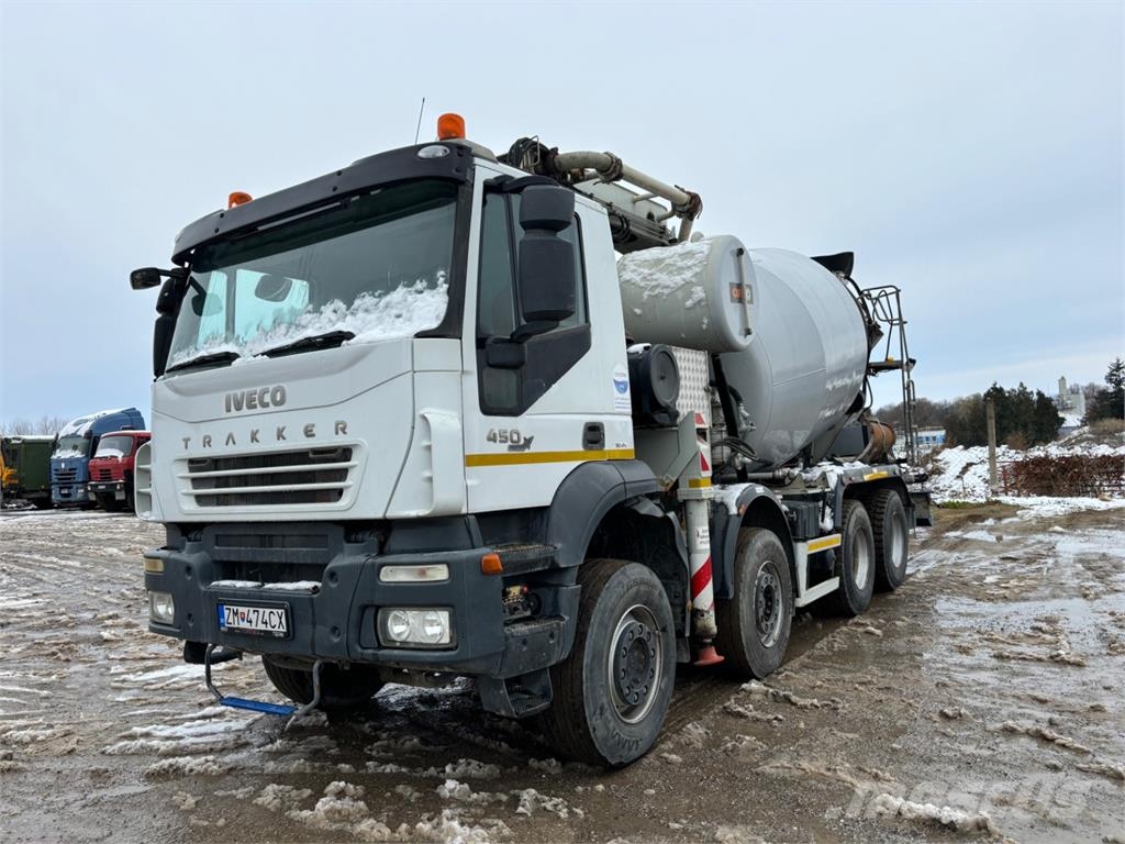 Iveco TRAKKER 450 8X4 + CIFA MAGNUM MK 24.4
