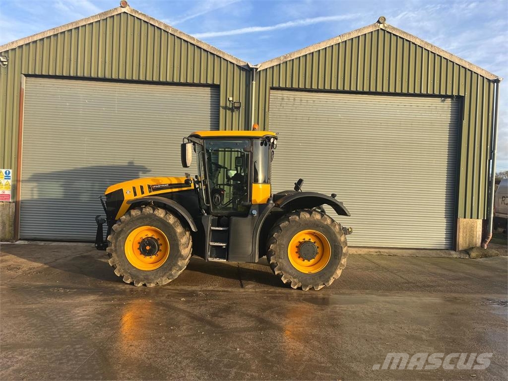Jcb Fastrac 4220, 2021, Storbritannien - Begagnade traktorer
