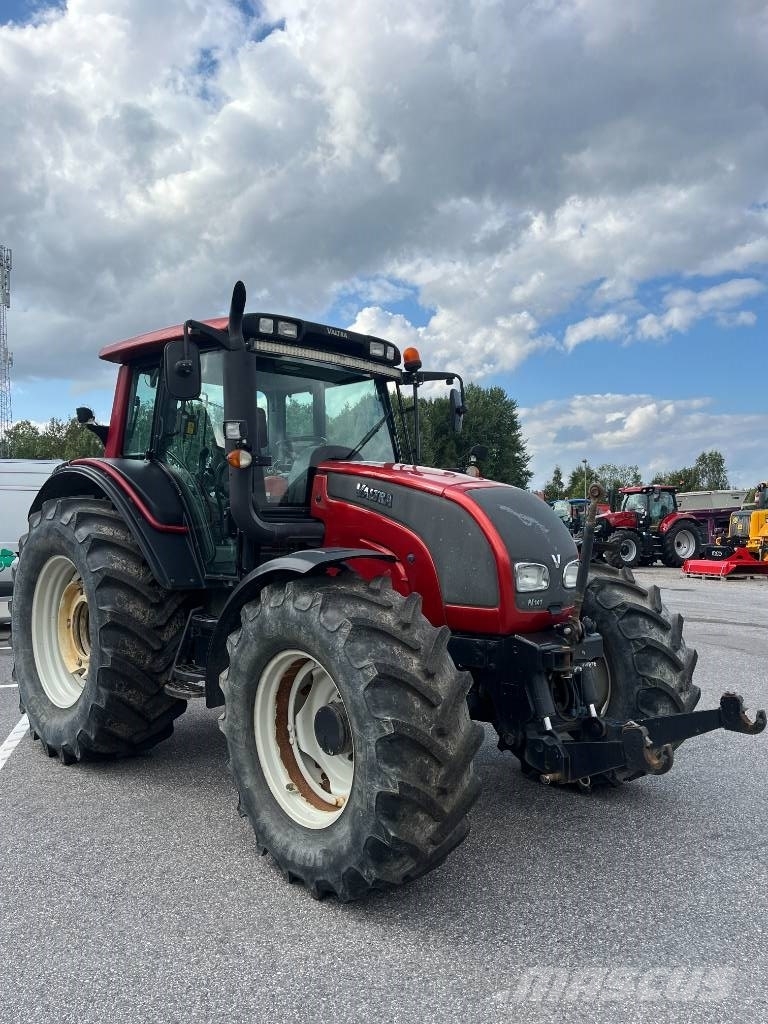 Valtra N 141, 2010, KUMLA, Örebro län, Sweden - Used tractors - Mascus