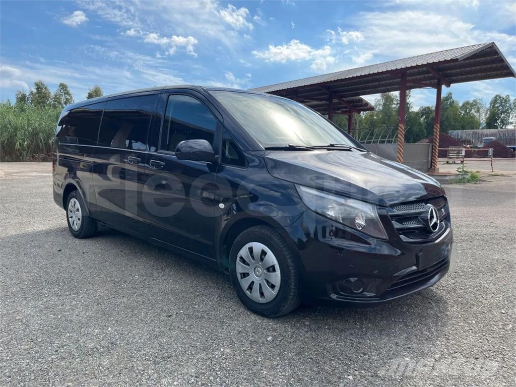 Mercedes-Benz Vito Tourer, 2016, Italy - Used mini bus - Mascus