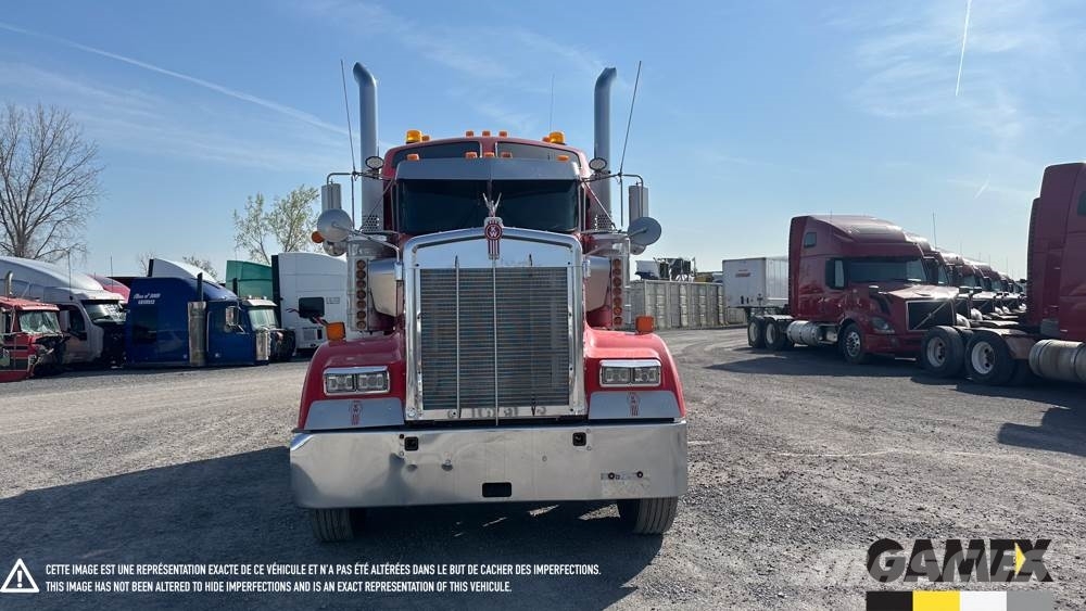 Kenworth W900 HIGHWAY / SLEEPER TRUCK / TRACTOR, 2018, Saint-Paul-de-l ...