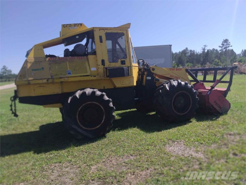 Geo BOY Linebacker with winch, 2008, Ruckersville, Virginia, USA ...