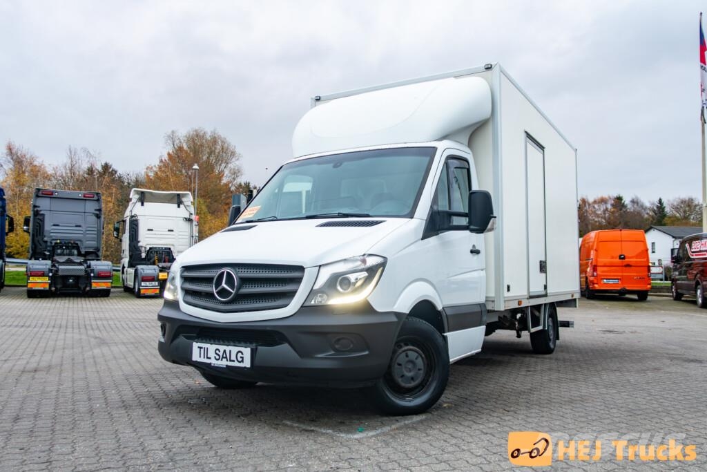 Mercedes-Benz Sprinter 319 CDI Box/Lift (8-pallers), 2016, Denmark ...