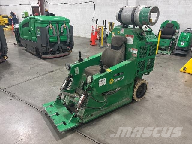 Purchase BlastPro BRB-2800PB scrubber dryers, Bid & Buy on Auction - Mascus