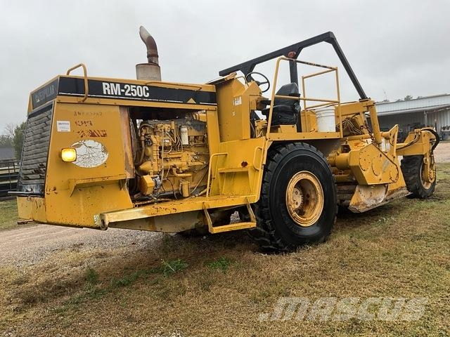 Cat RM-250C, 2002, Huntsville, Texas, United States - Used soil ...