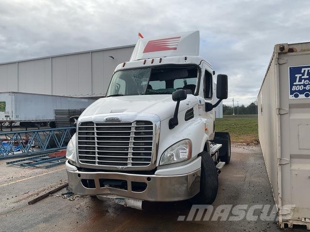 Purchase Freightliner Cascadia 113 tractor Units, Bid & Buy on Auction ...