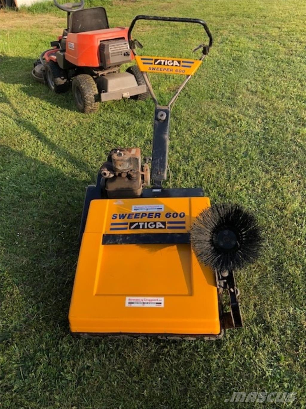 Stiga SWEEPER 600, Denmark - Used sweepers - Mascus Ireland