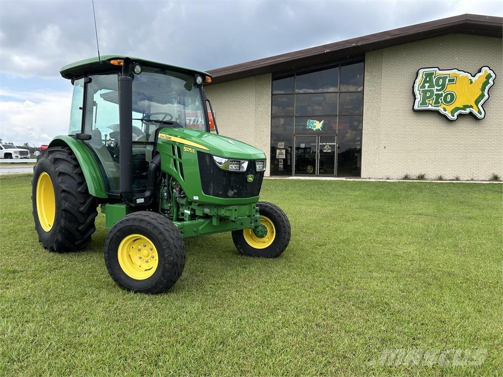 John Deere 5075E, 2023, Mershon, Georgia, Stati Uniti d'America ...