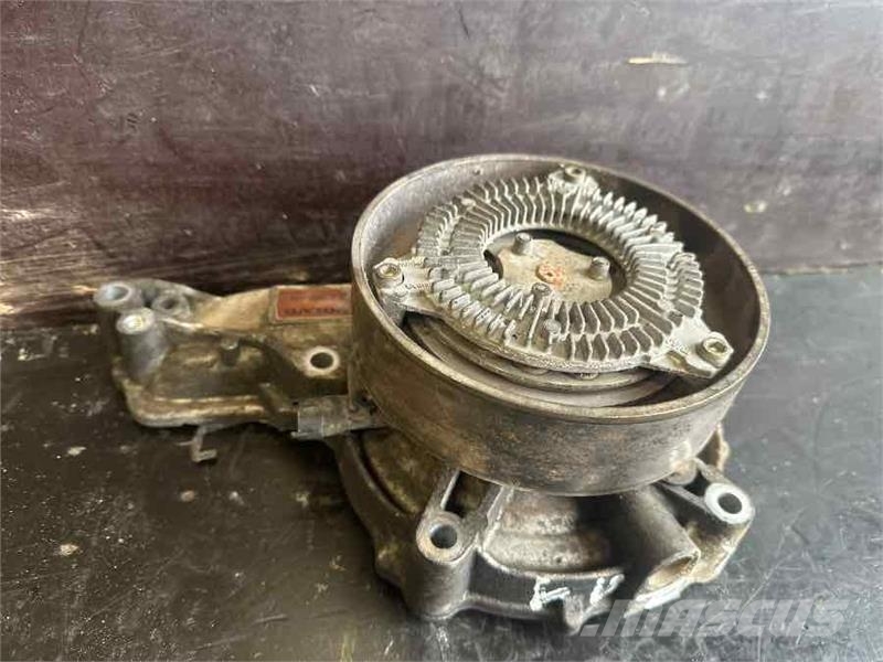 볼보 WATER PUMP 21960479, 덴마크 - 익숙한 엔진 - Mascus Korea