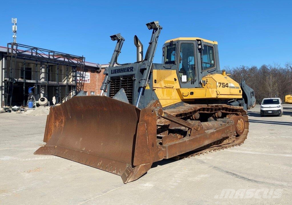 Liebherr 754, 2005, Italy - Used crawler dozers - Mascus