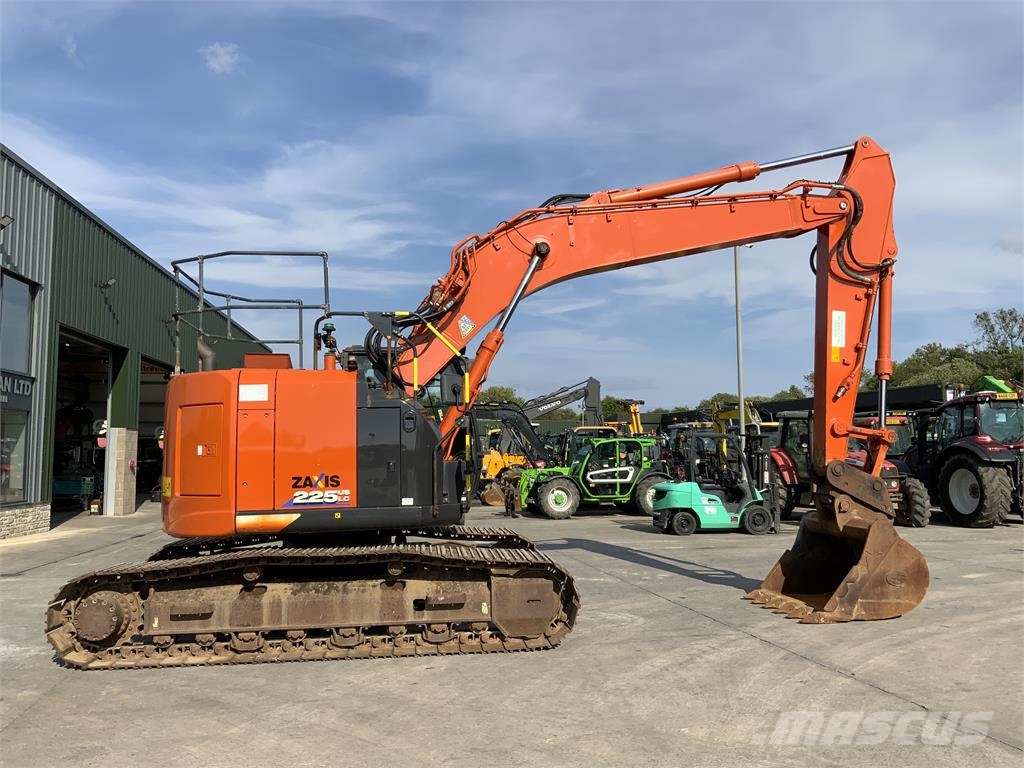 Hitachi ZAXIS 225 USLC-6 Eco (ST24051), Storbritannia - Brukt landbruk ...