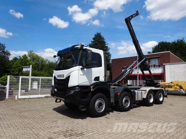 Iveco X-WAY 480 HIAB ABROLLER 8x4, 2021 - używane samochody hakowe ...