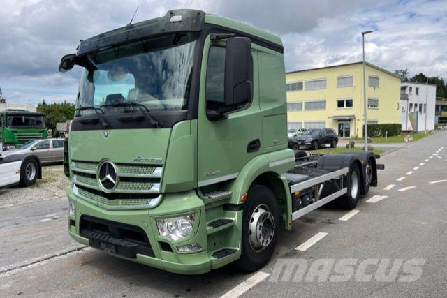Mercedes-Benz Actros 2543 6x2, 2015, Switzerland - Used cab & Chassis ...