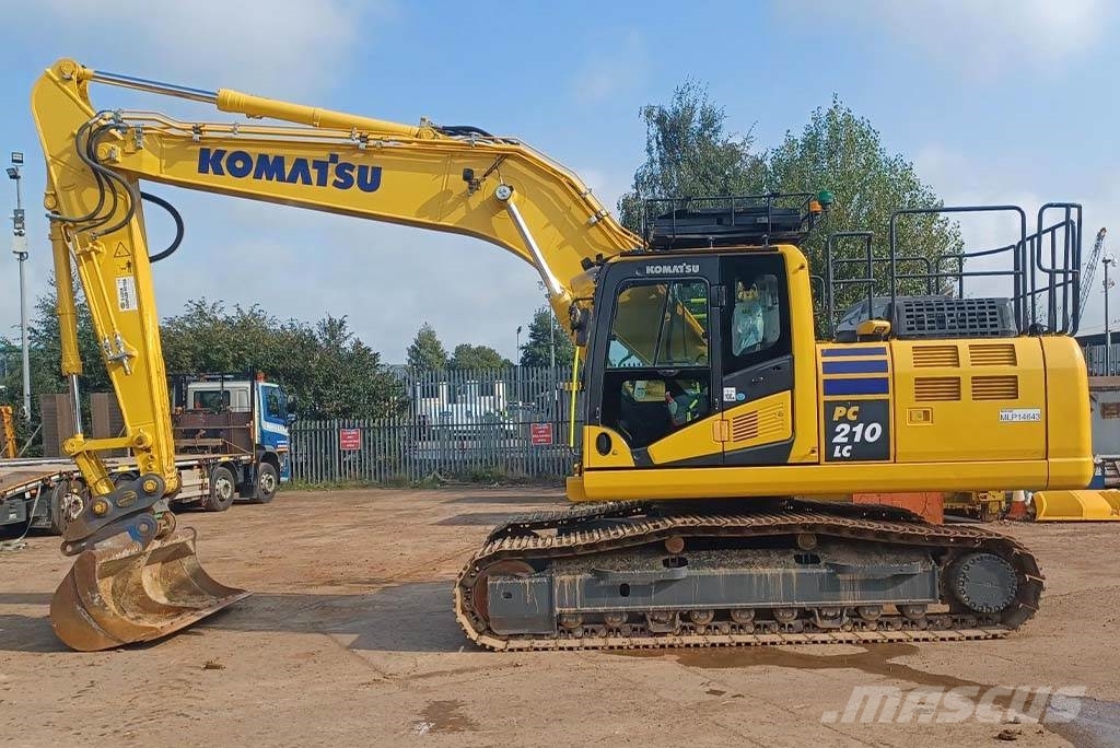 Komatsu PC210LC 11, 2022, United Kingdom - Used crawler excavators - Mascus UK