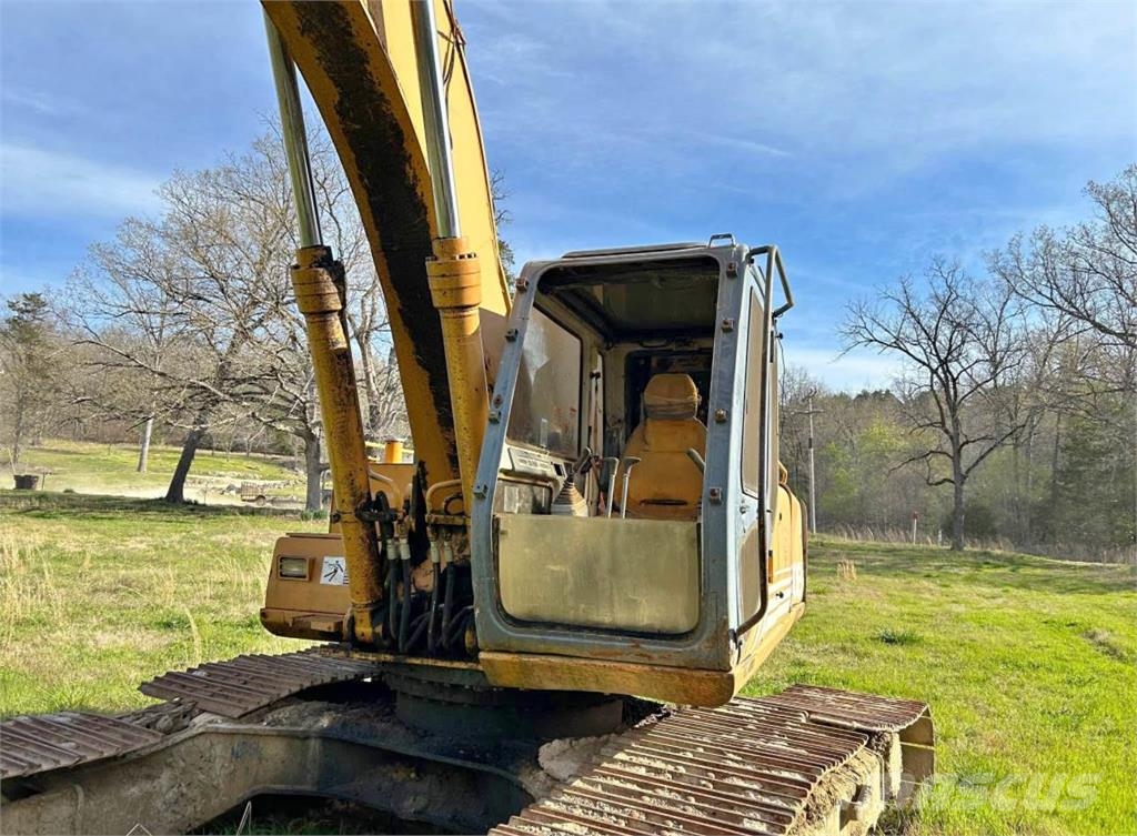 Case 9040B, 2000, Wayne, Michigan, United States - Used crawler ...