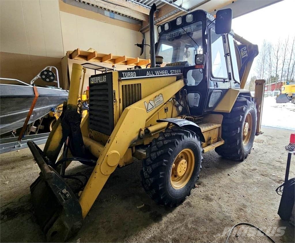 Cat 438B, trukkipiikit, 6 kauhaa, 1995, Jyväskylä, Suomi - Käytetyt ...