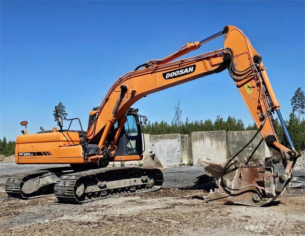斗山 DX225LC, Hydraulinen pikaliitin, rasvari, 2013, Kotka, 芬兰 - 履带挖掘机 ...