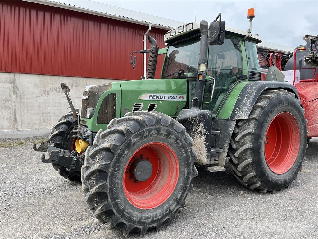 Fendt 820 TRAKTOR, 2008, Vara, Sweden - Mascus UK