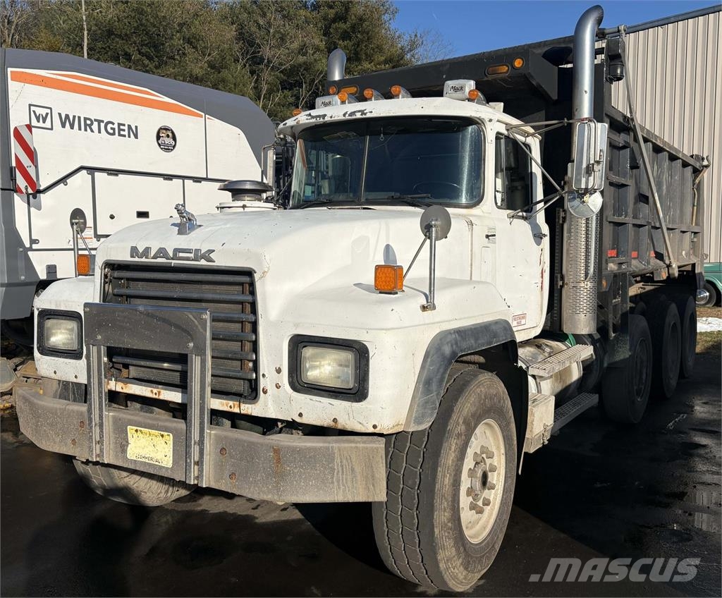 Mack RD688S, 2003, Trenton, New Jersey, Yhdysvallat - Käytetyt sora- ja ...