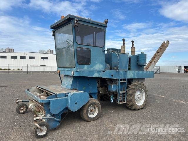 Auctions of used John Deere 425 Hay Cuber Combine Harvester combine ...