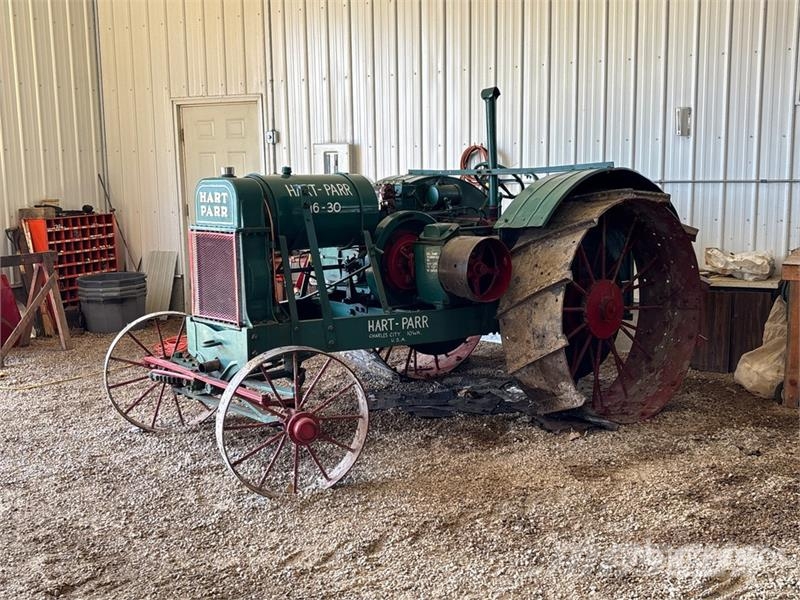 Auktioner för begagnade Hart Parr 16-30 2WD Wide Front Antique Tractor ...