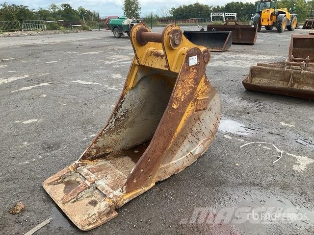 Purchase Cat 750 mm Digging Excavator Bucket buckets, Bid & Buy on ...