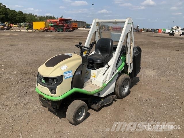 Purchase Etesia Hydro 100 4x2 Ride-On Lawn Mower riding mowers, Bid ...