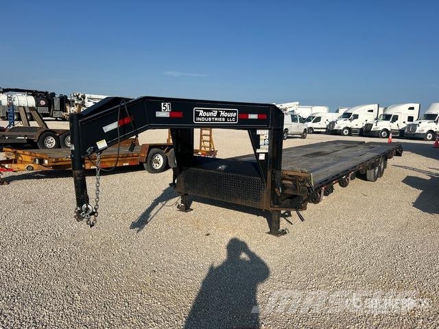 Round House GF32 32 ft T/A Gooseneck Equipment Tra aux enchères | Round ...