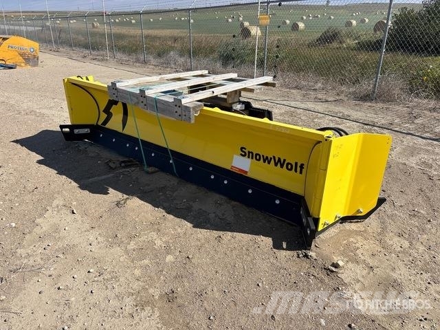 Purchase Snow Wolf Autowing 138 in 2 Way Plow (Unused) snow blades and ...