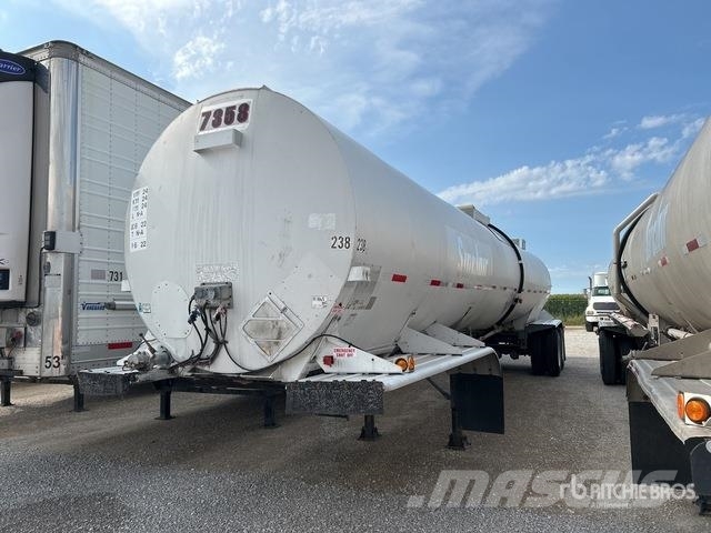 Purchase Spartan MC306 8000 gal T/A Tanker Trailer tanker trailers, Bid ...