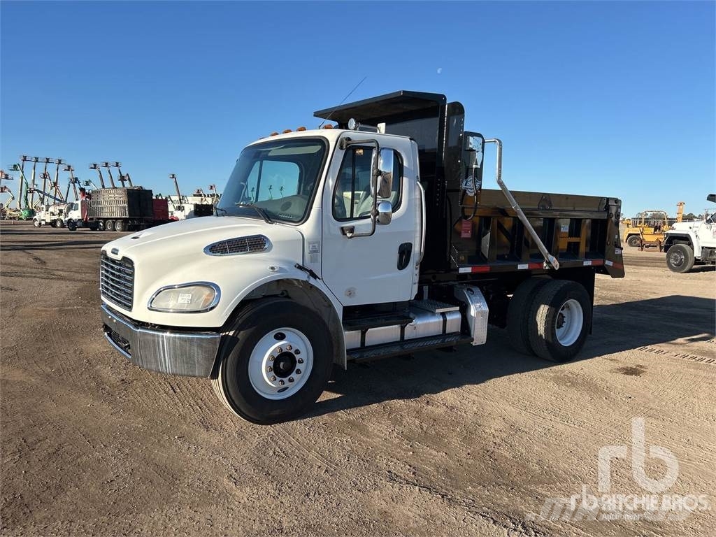 Purchase Freightliner M2106 dump Trucks, Bid & Buy on Auction - Mascus USA