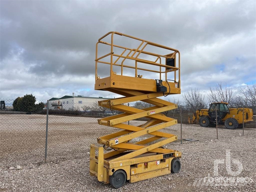 Purchase Haulotte COMPACT 10N scissor lifts, Bid & Buy on Auction ...