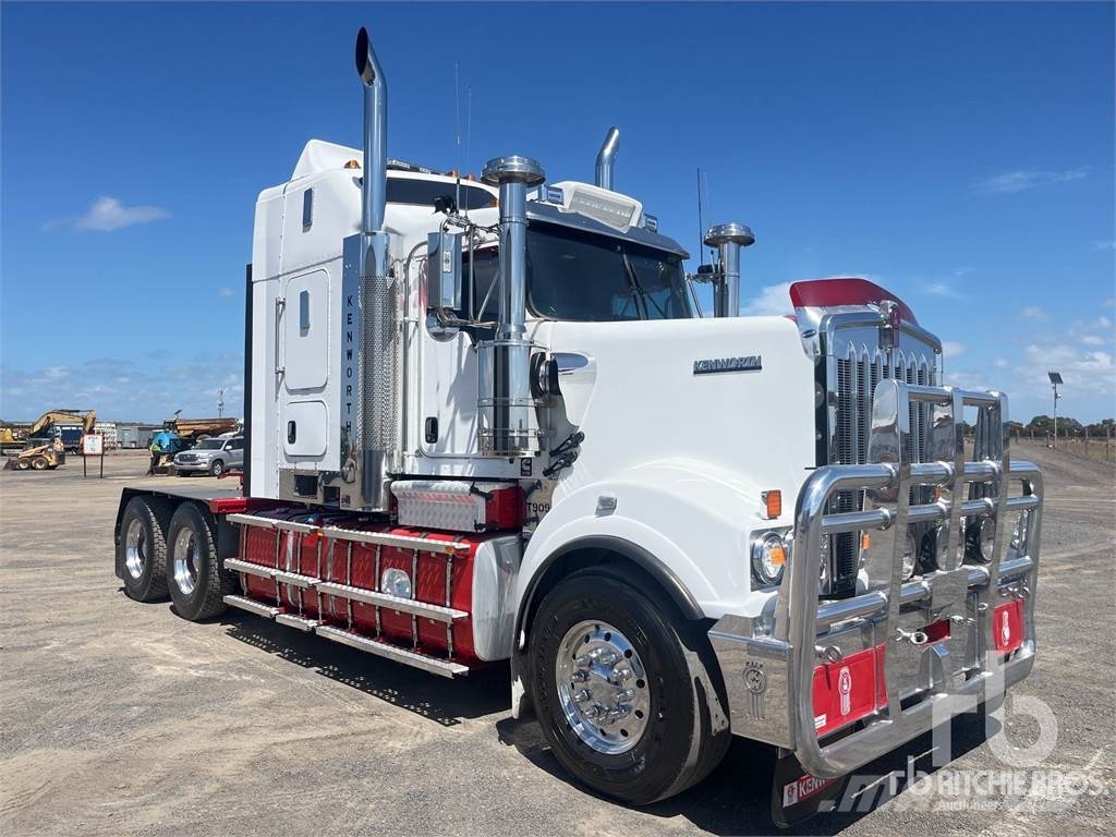 Buy used Kenworth T909 tractor Units on auction - Mascus UK