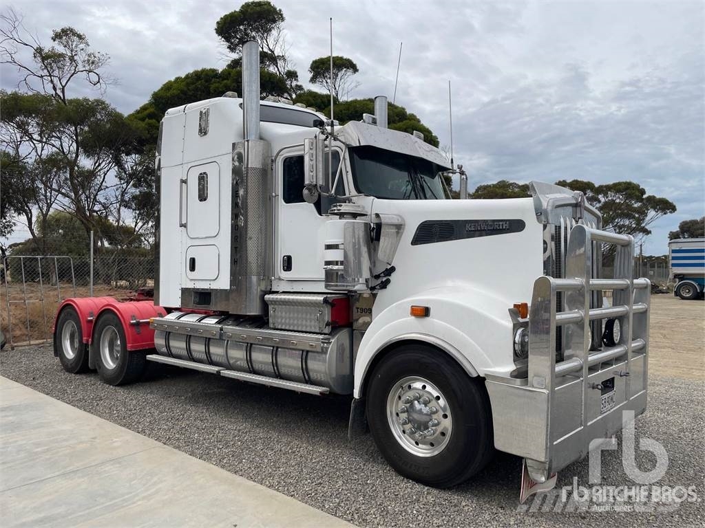 Buy used Kenworth T909 tractor Units on auction - Mascus UK