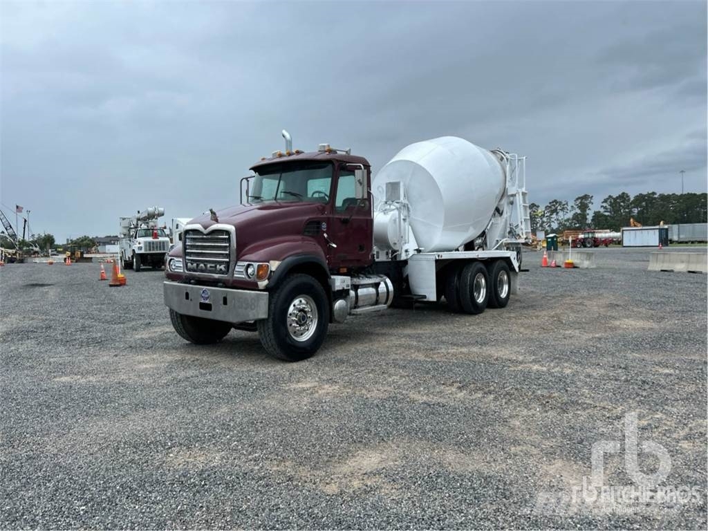 Purchase Mack CV513 concrete trucks, Bid & Buy on Auction - Mascus USA