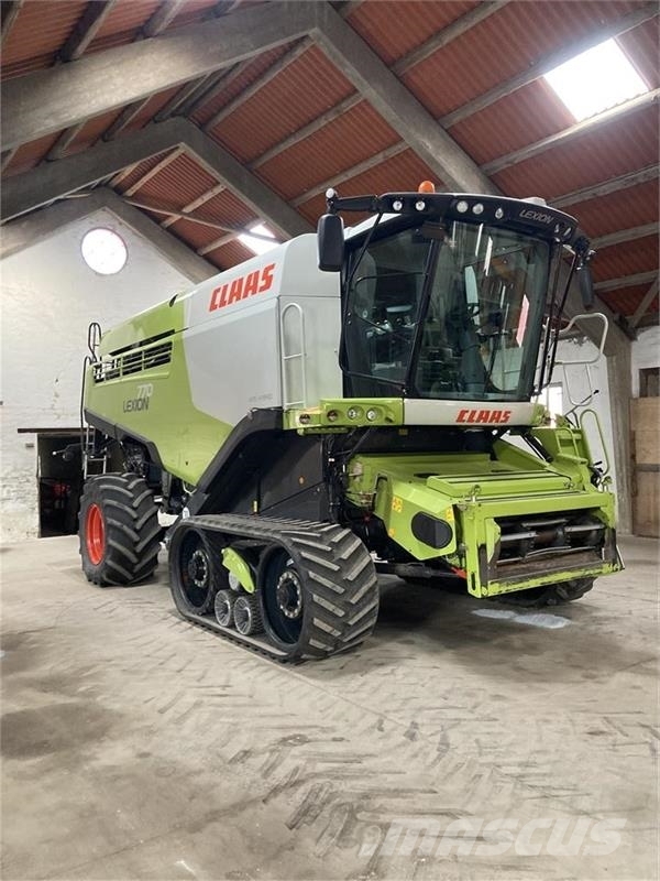 CLAAS LEXION 770 TT 40 MacDon skærebord
