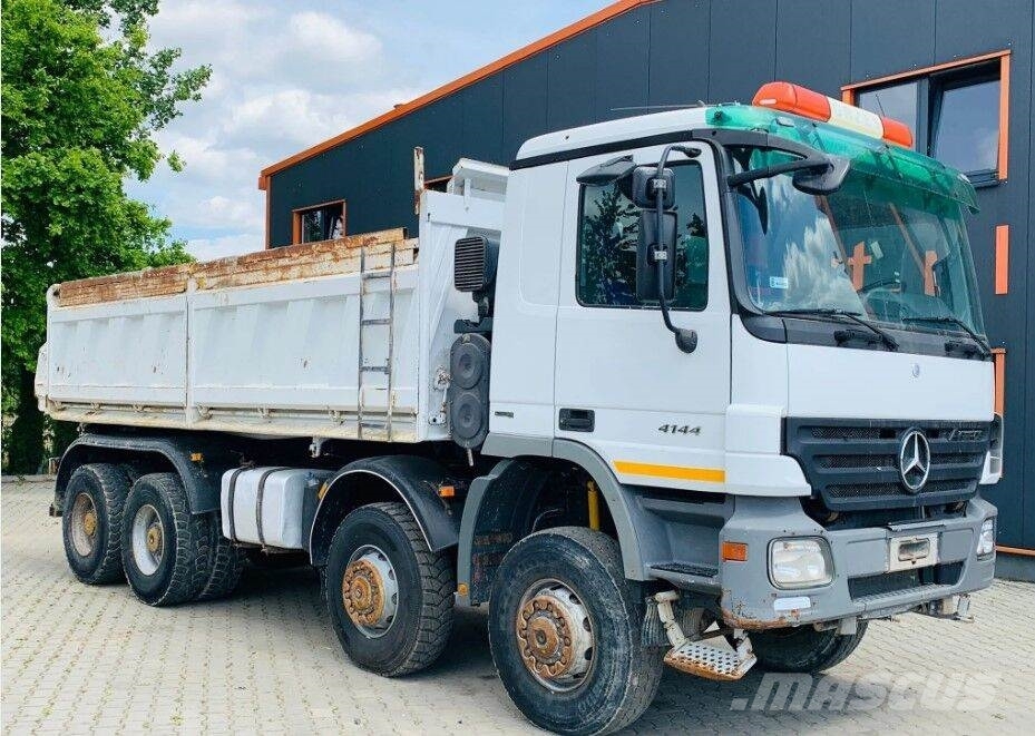 Mercedes-Benz ACTROS 4144 8x8 Tipper, 2008, Budapest, Hungary - Used ...